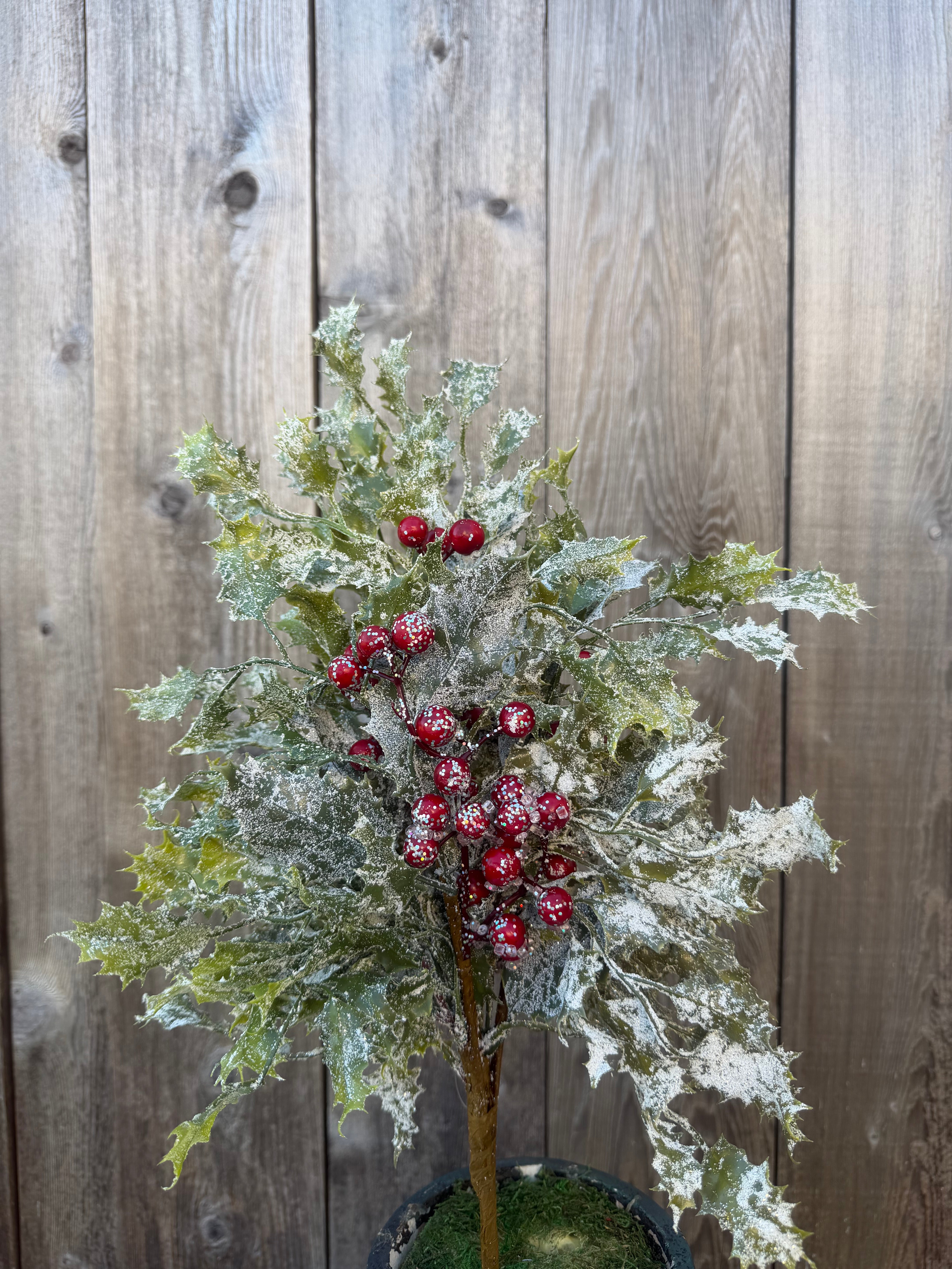 HOLLY LVS & BERRIES BUSH 20117 – Jam Designs and Supplies